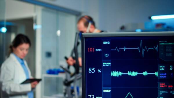 Eletrocardiograma (ECG): como funciona e para que serve?